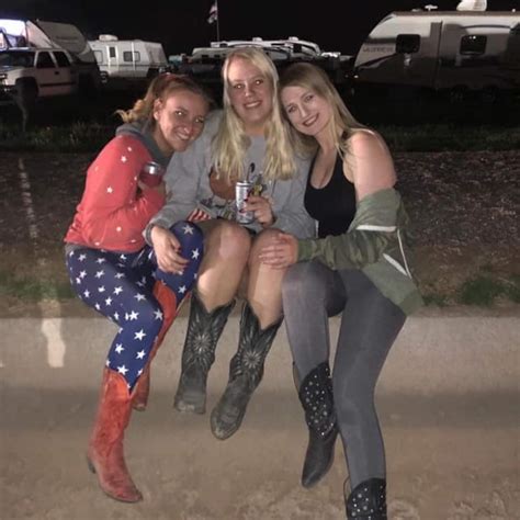 Floating R Confusing Perspective