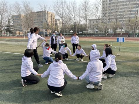 纳米所女职工积极参加学校“三八”节趣味运动会活动 黄河科技学院纳米功能材料研究所