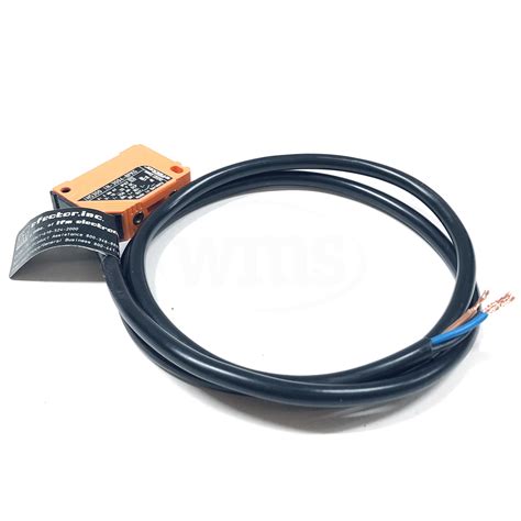 In 3004 Bpkg Ifm Electronic Inductive Sensor