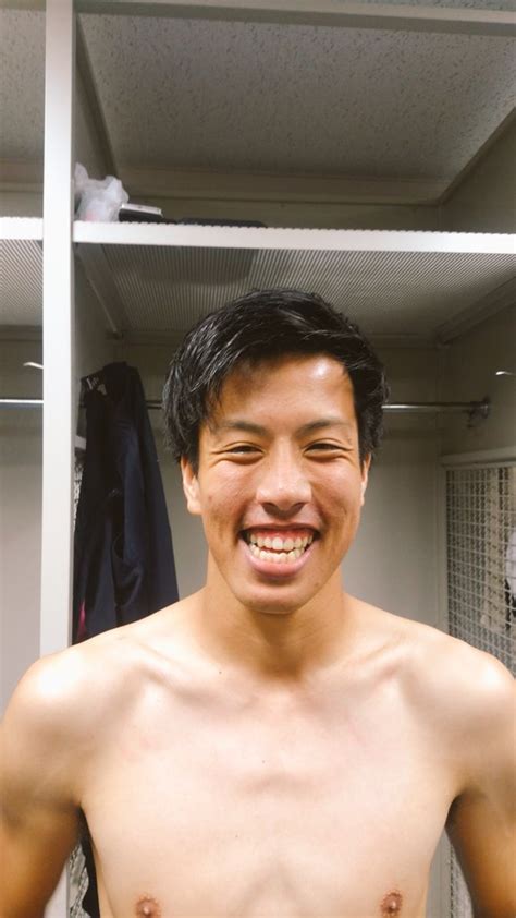 西山 峻太 On Twitter 鹿児島ユナイテッド戦4 1勝利！ 熱い応援ありがとうございました！ 残り5試合で勝ち点積み上げられる様に