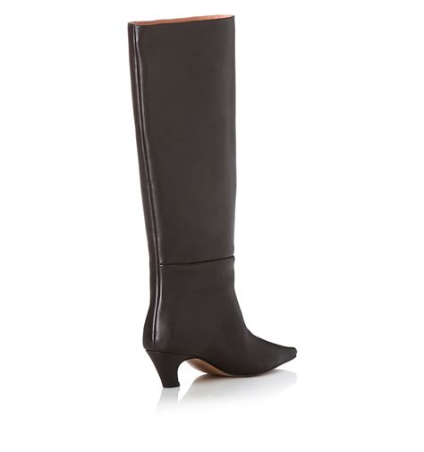 Crawford Alias Mae Australia