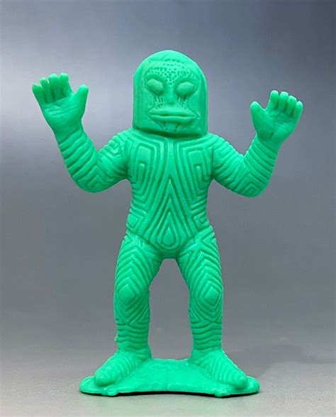 Yahooオークション 不二家 ウルトラ怪獣大決戦 ダダ 怪獣消しゴム