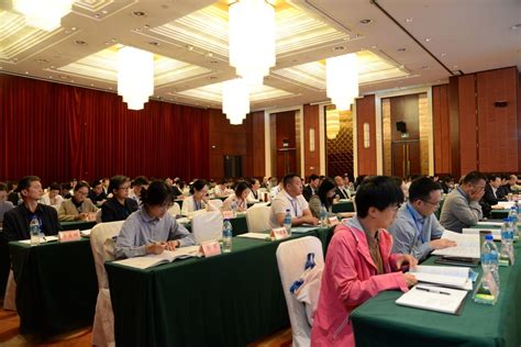 全国文联系统新文艺群体职称评审工作经验交流和推进会在河北承德召开