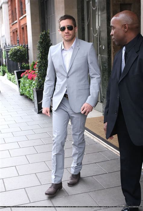 Weirdland Jake Gyllenhaal Take Him Less Seriously