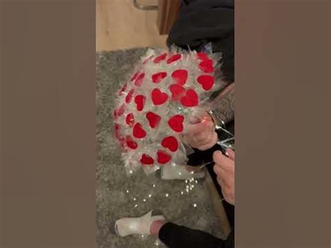 Букет з сердечок - YouTube