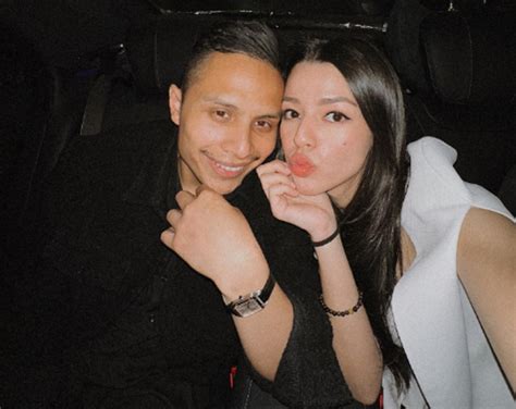 Potret Susan Sameh Selfie Di Mobil Bareng Suami Bikin Netizen Baper Okezone Women