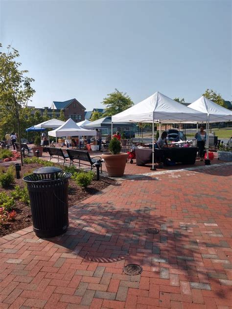 Urbana Library Farmers Market