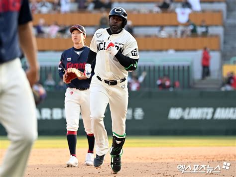 Ssg 타격왕 재계약 위해 25억 투자꼭 잡아야 하는 선수라고 판단했다
