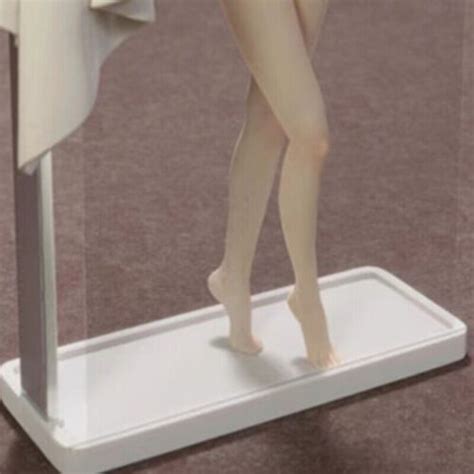 Shower Girl Full Resin Figure Model Kit 124 Scale Unassembled