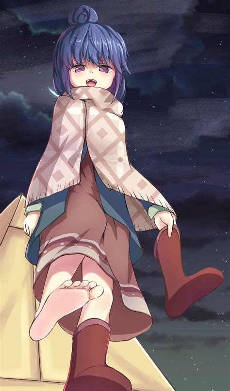 Single Boot Danbooru