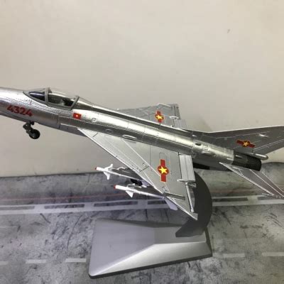 Mô Hình Máy Bay Mig 21 Số Hiệu 4324 Bảo Bối Của Việt Nam Tỷ Lệ 148