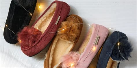 Hsn Bearpaw Womens Suede Moccasin Slippers Only Shipped Reg