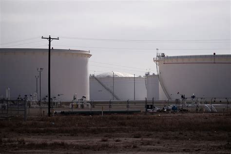 Us Approves Lng Export Extension For Golden Pass Reuters