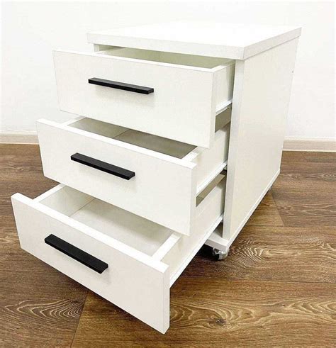 РАСПРОДАЖА офисной мебели кресла стулья табуреты 300 грн Офісні меблі Харків на Olx