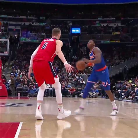 NBA On Twitter WITH AUTHORITY Https T Co CfPg YxXkx Twitter
