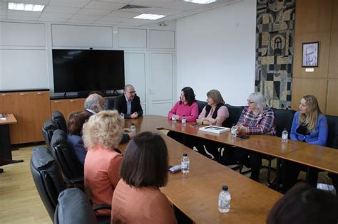 Педагози от Молдова слушат лекции по българска литература във ВТУ Regnews Net Новини по