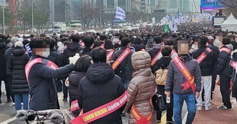 정부 오늘부터 업무개시명령 위반 전공의에 면허정지 처분