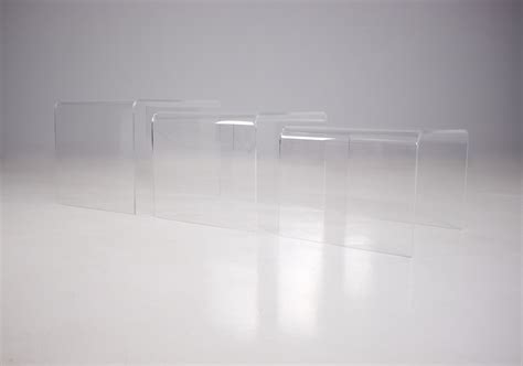Plexiglass Nesting Tables Meubles Vintage