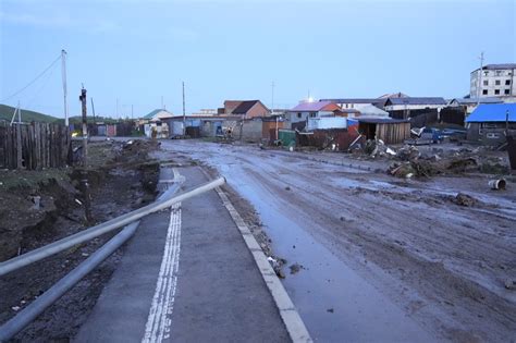 Үерийн усны түвшин 1 6 метр байжээ