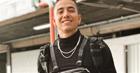 Andy Rivera Subió Foto De Su Chocolatina Y Terminó Siendo Criticado Por No ‘hacer Pierna En El