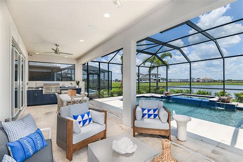 20 Lanai Decorating Ideas For A Tropical And Relaxing Outdoor Space