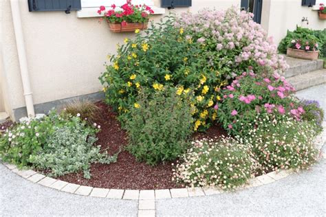 Aménagement De Massif Extérieur De Jardin • Création Verte