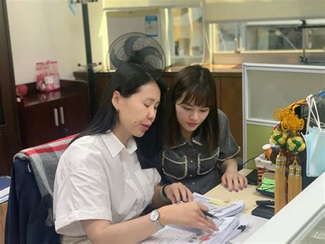 十年，选调生如何成为复旦基层就业新名片？ 见证十年澎湃号·政务澎湃新闻 The Paper