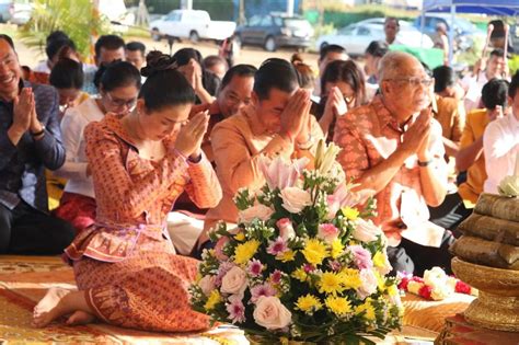 រដ្ឋបាលខេត្តត្បូងឃ្មុំ ប្រារព្ធពីធីក្រុងពាលីលើករូបសេះ និងរូបសំណាក់ហ្លួងព្រះស្ដេចកន
