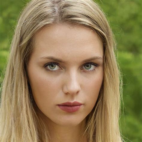 Pin By Geraldine On Female Character Inspirations 2 Beauty Face Hot