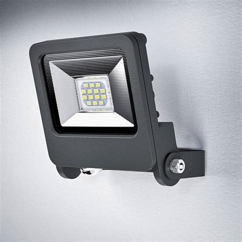 Ledvance Endura Flood Led Outdoor Floodlight W Eec Led A E Warm White