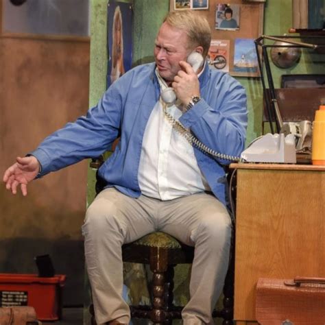 Macken Tv Serien På Scen 2016 Lorensbergsteatern