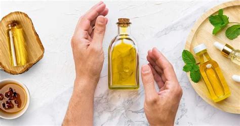 15 Essential Oils For Shingles Relief