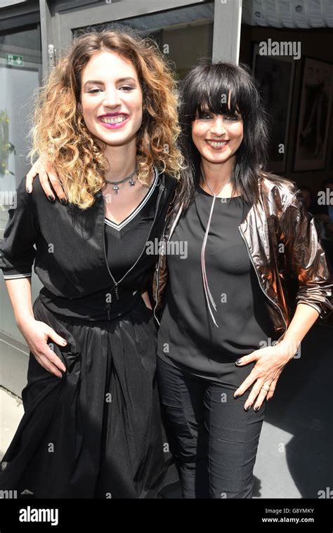 Nena Und Tochter Larissa Attends Hi Res Stock Photography And Images Alamy