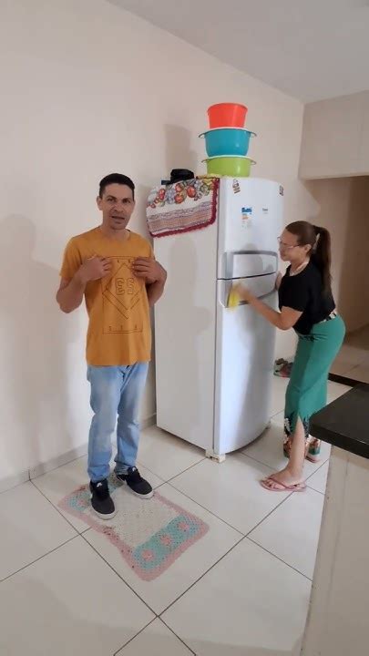 Contratei Uma Empregada Pra Ajudar Minha Esposa Humor Comedia Shotrs Youtube