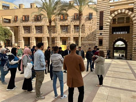 الحكومة المصرية تطرح تصورات جديدة للالتحاق بالجامعات