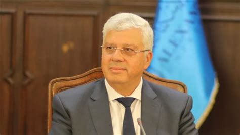 وزير التعليم العالي يغادر إلى أسكتلندا للمشاركة كمتحدث رئيسي في مؤتمر