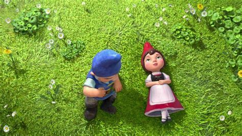 Pin By Derp Potato On Gnomeo And Juliet Juliet Movie Romeo And