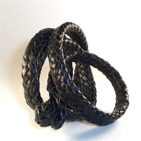 Кожа, плетеный браслет намотка | Accessories, Fashion, Scarf
