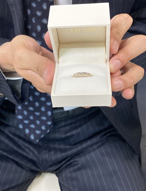 東京出張にて2カラットダイヤモンドのハーフエタニティリングをご購入いただきました ダイヤモンド輸入卸販売 レハイム 大阪心斎橋店･京都河原町店