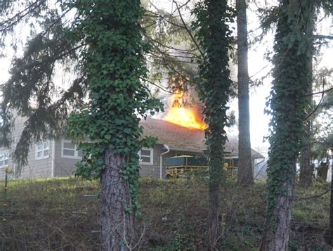 Lebanon Or Firefighters Battle Two Alarm Blaze