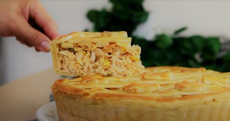 Torta De Frango Cremosa E Simples