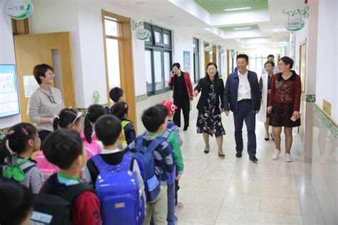 副区长尼冰赴二师附小调研学校校内课后服务工作 上海市杨浦区人民政府