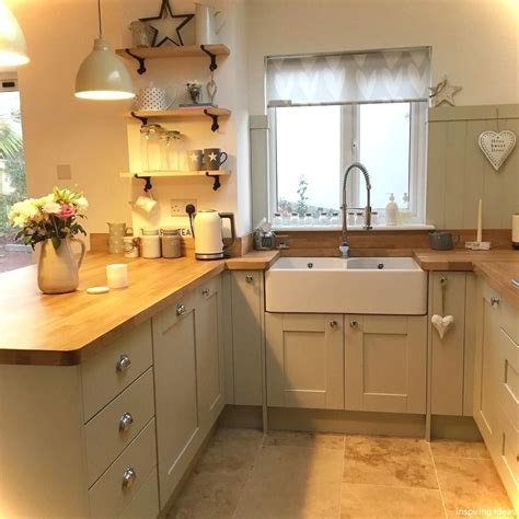 50 Beautiful Cottage Style Kitchen Design Ideas 07 Small Cottage