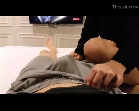 Mahasiswi Dengan Dosen