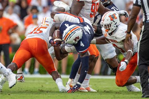 What Does Vegas Have To Say About Auburns Week Two Matchup With San