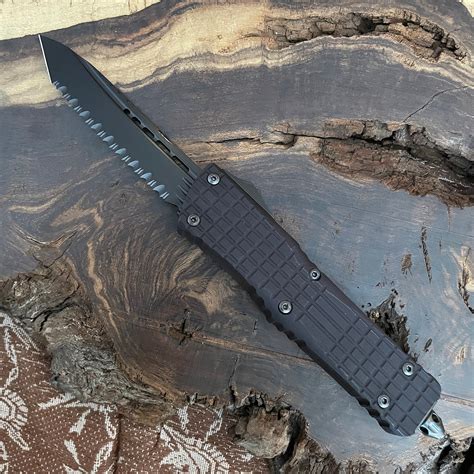 Microtech Combat Troodon Delta T E Frag Shadow Fluted Dlc Full Serrated Dlc Hardware Nickel