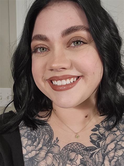 Get The ‘yay Look Penny Adams Makeup