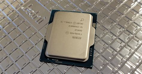 The Last Core I9 Hits Record 6 2ghz At Stock Settings Intel Core 9