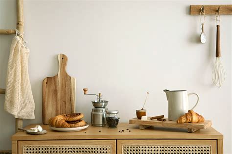 등나무 Commode 사다리 베이킹 음식 및 현대 가정 장식에 부엌 액세서리와 부엌 공간의 인테리어 디자인 템플렛 형판에 대한