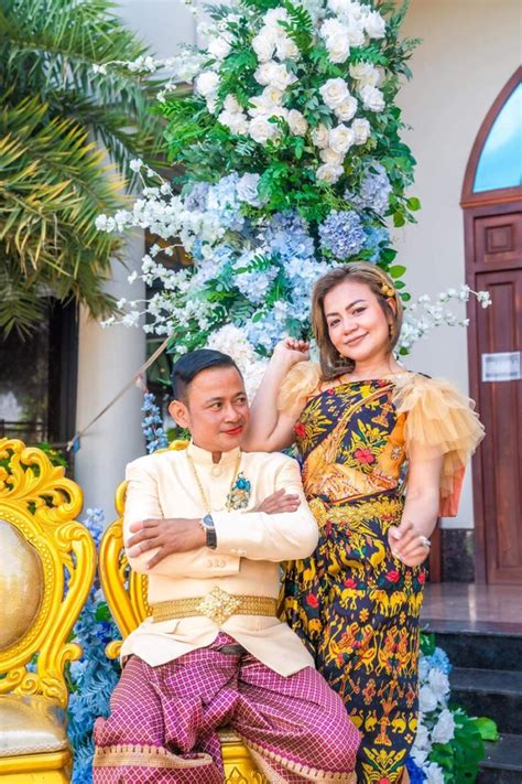 អាសូរ ណាស់ ខាត់ ចំរើន បង្ហាញ អារម្មណ៍ បាក់ទឹកចិត្ត ក្រោយ ប្រឈម ជំងឺ មួយ ខណៈ កូន ៗ មិន ទាន់